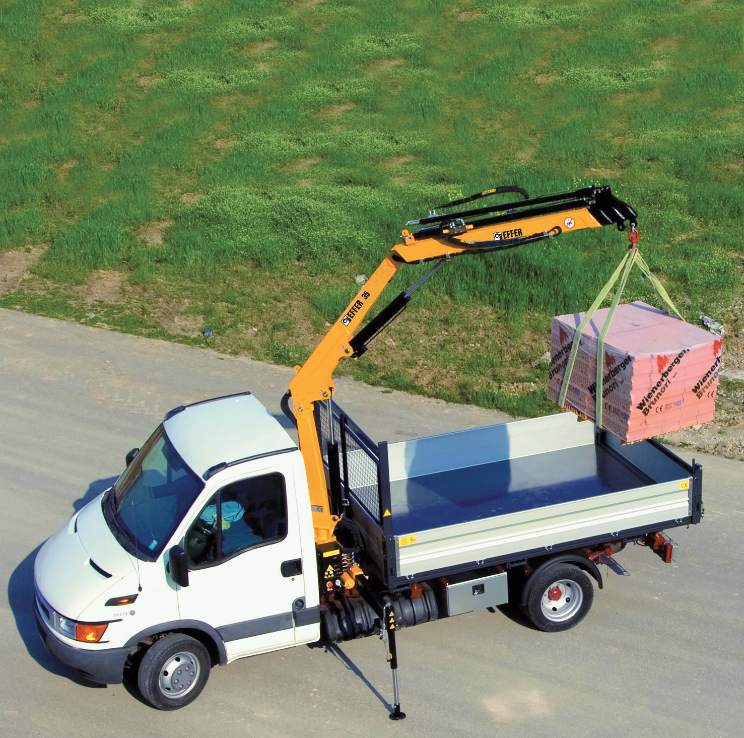 Grúa Effer Bolonia Scania R143 420 V8 8X4 + Effer 980/6S + JIB